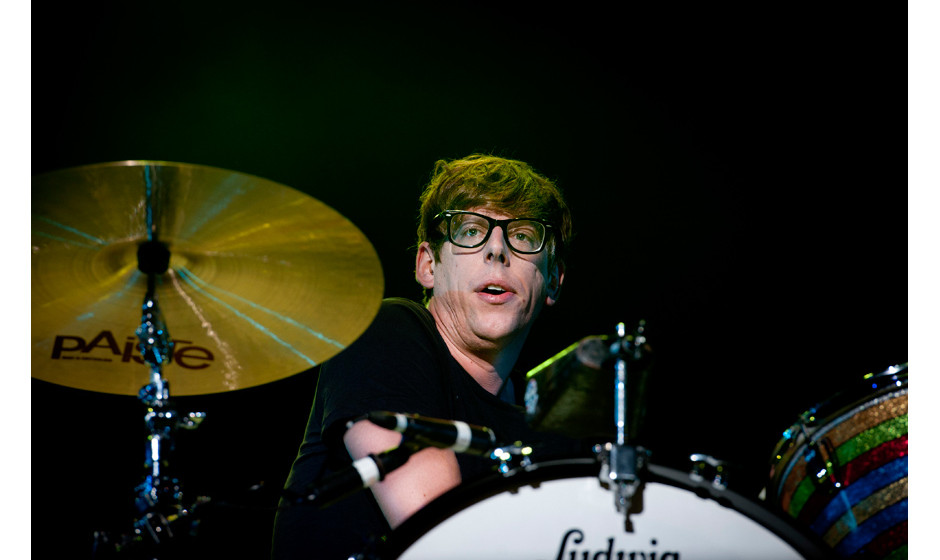 „Sad Planets”: Patrick Carney von den Black Keys hat eine neue Band ...