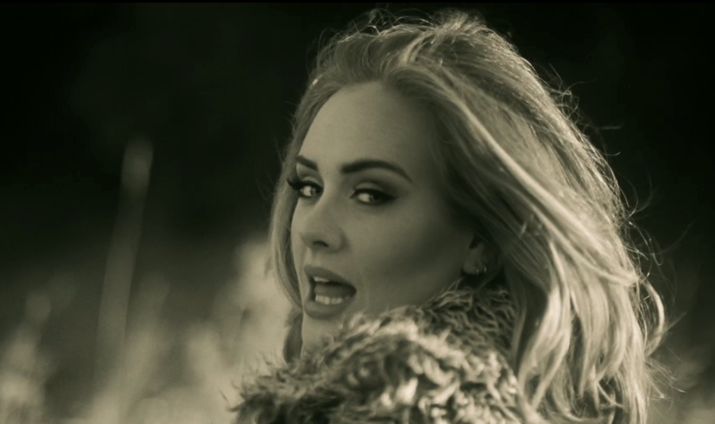 Adele zeigt Video zu „Hello“ - Musikexpress