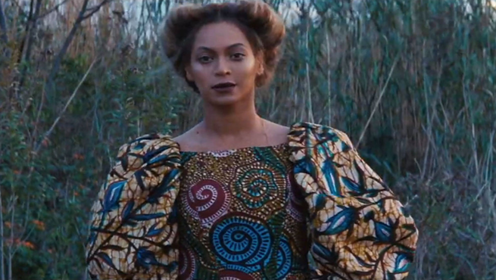 Beyoncés stylischste Outfits aus „LEMONADE“ in Bildern