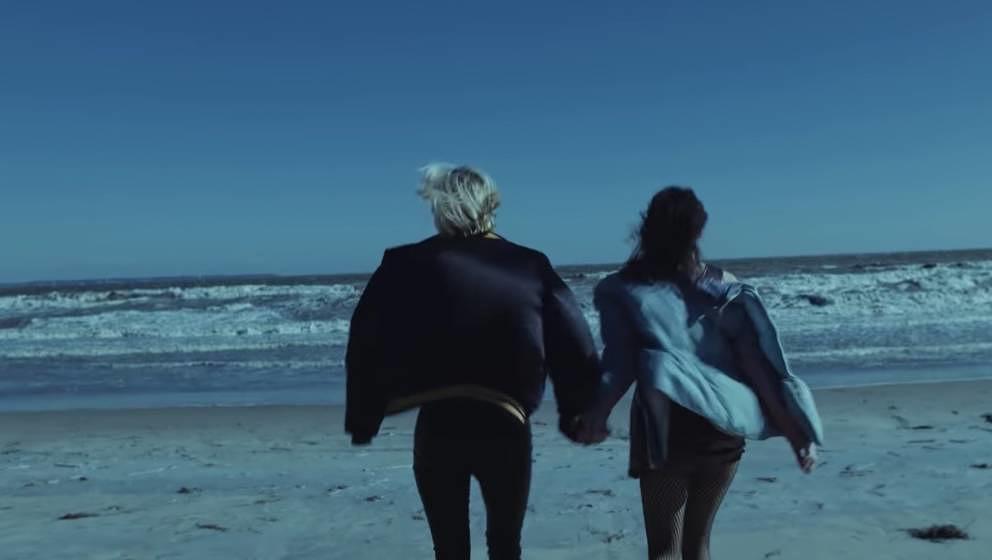 Komplett auf YouTube: Kim Franks „WACH“ in der Kritik