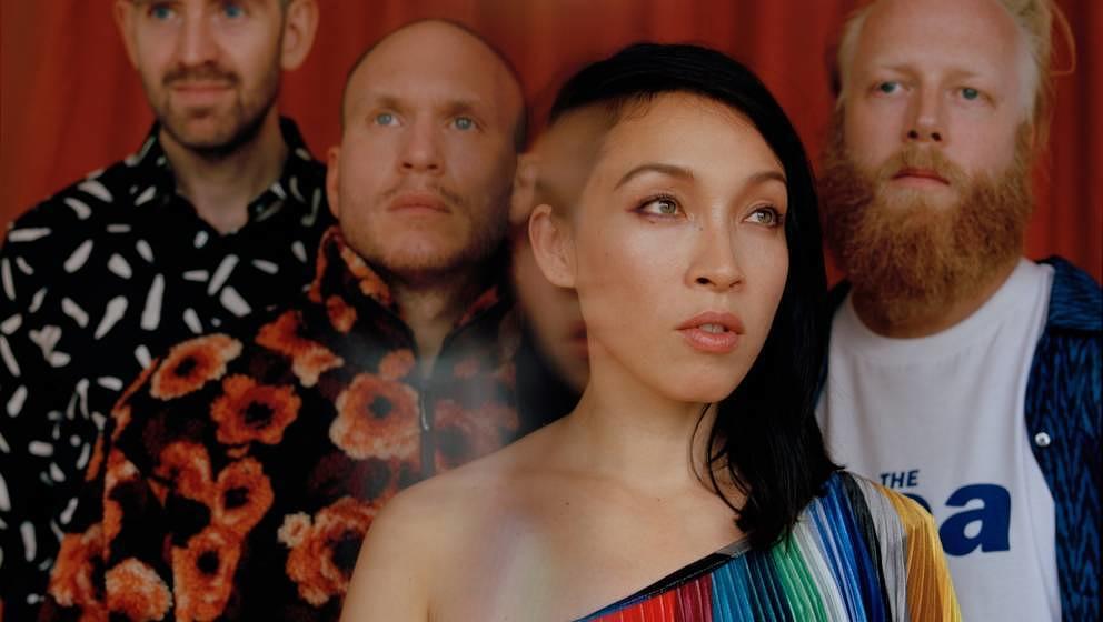 Little Dragon kündigen neue „Lover Chanting“-EP mit neuem Song an ...