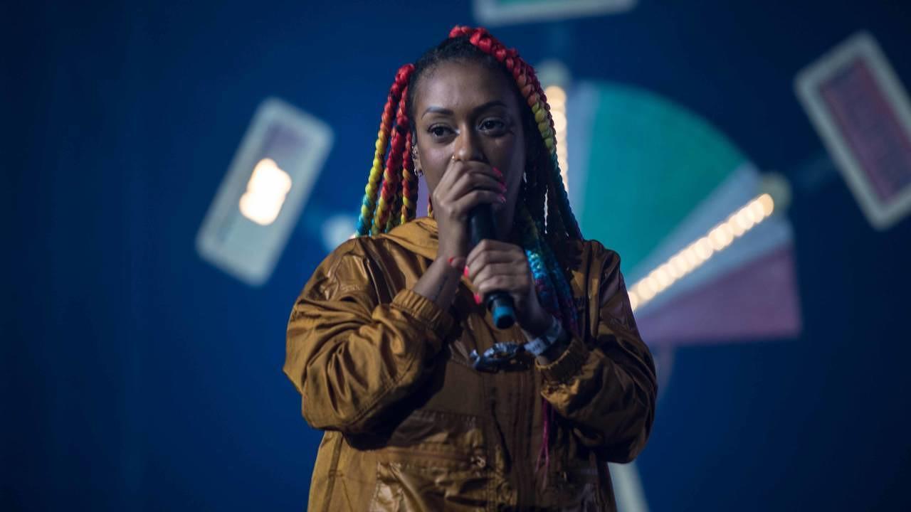 Wer ist Nura? Musik, TV, Polit-Engagement – alles über die Rapperin ...