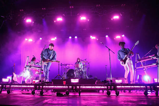 Metronomy: Gewinnt 2x1 CD- und Vinyl-Version des neuen Albums ...