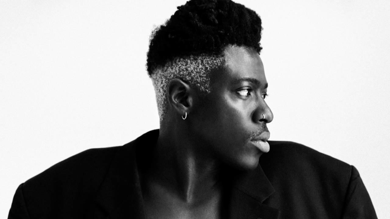 Moses Sumneys neues Album „græ“: VÖ-Datum bekannt, neue Songs im Stream ...
