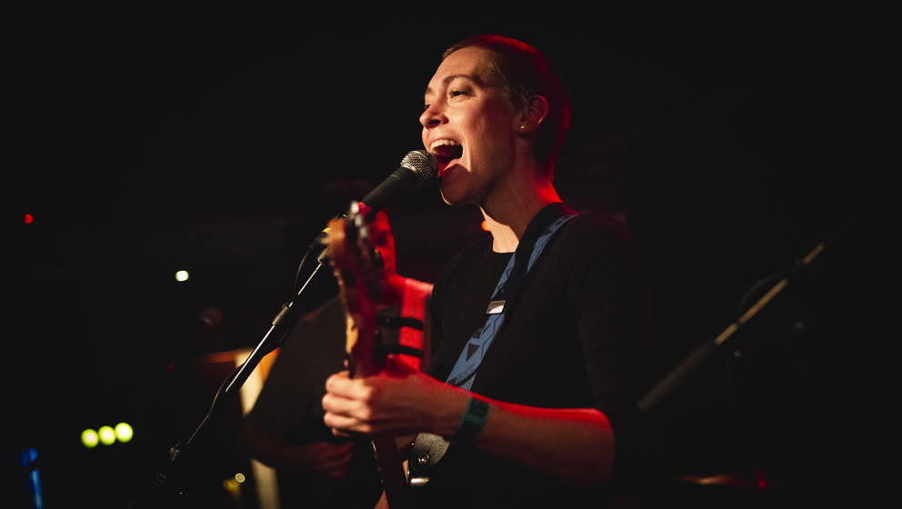 Anna Burch: If You’re Dreaming (Kritik & Stream) - Musikexpress