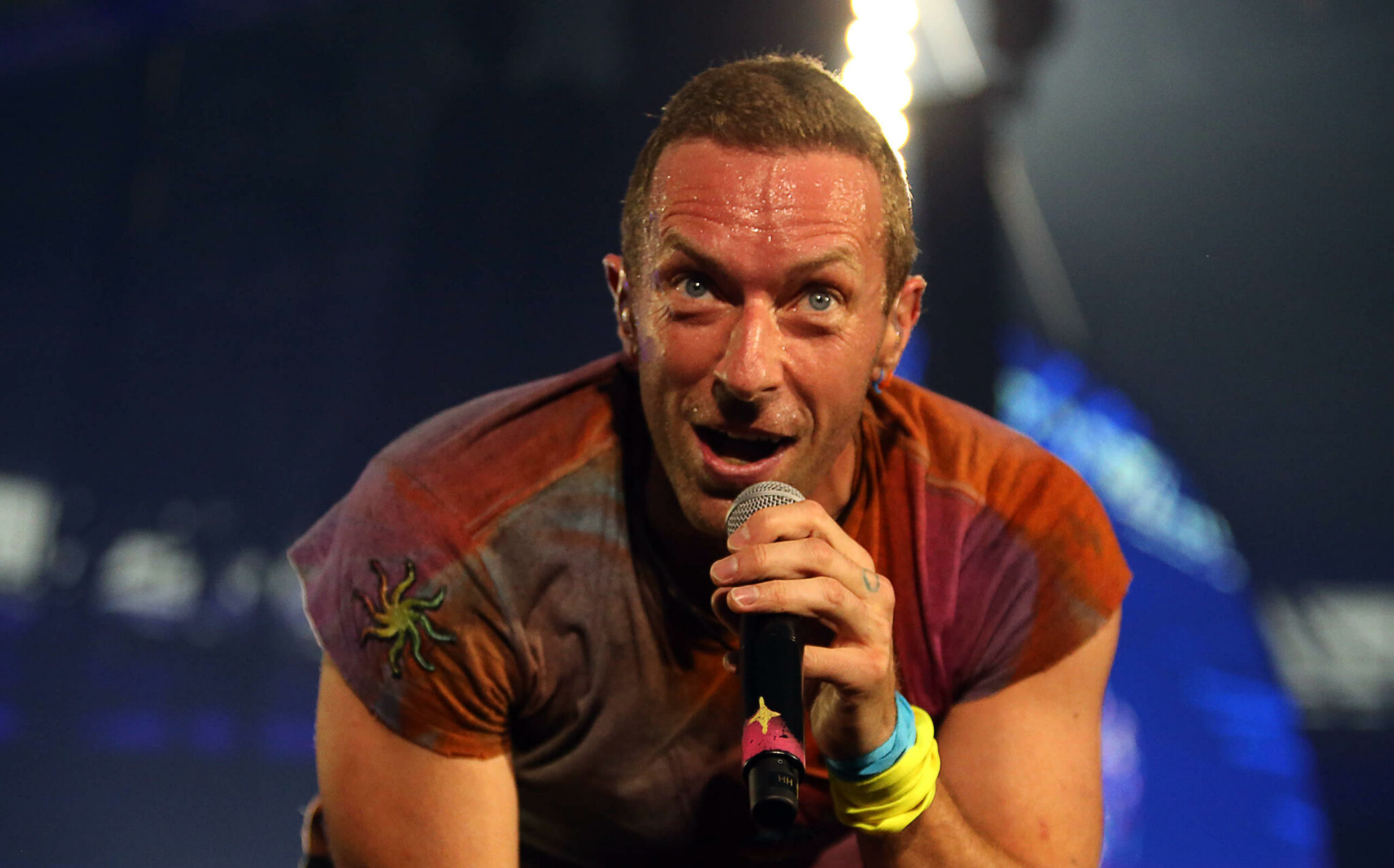 Coldplay: Neue Single „We Pray“ mit Burna Boy & Little Simz hören