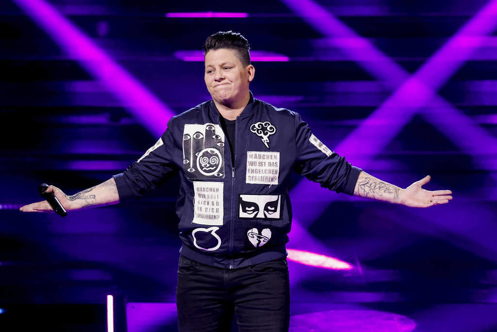 Hodenherz, Mieze Musch-Musch und Co.: Was die Comedy-Mittelalter-Band ...