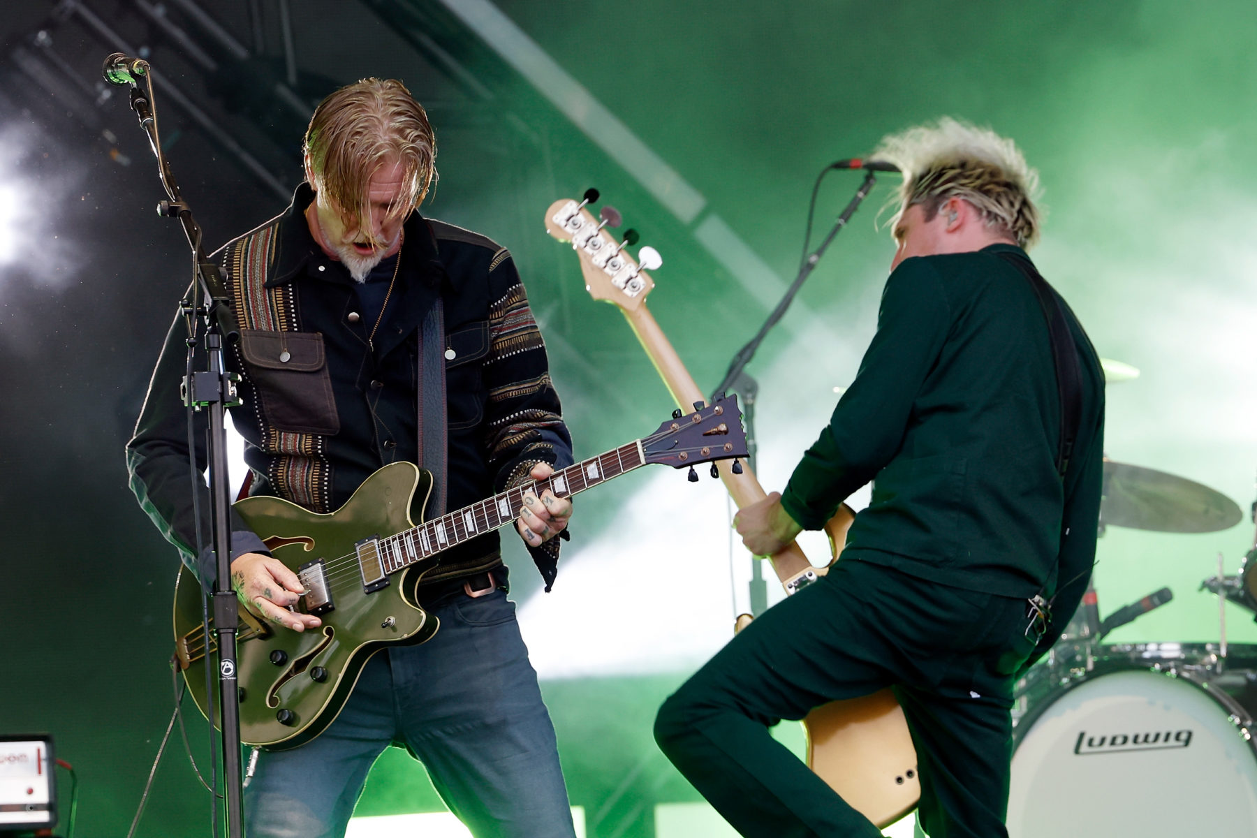 Queens of the Stone Age: Live-Debüt des neuen Songs „Negative Space“