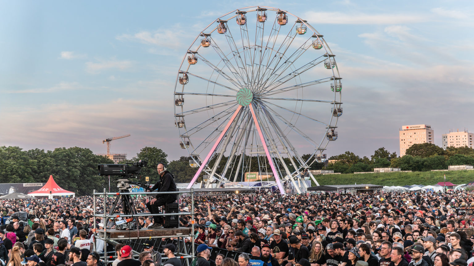 Deven Davis: Todesursache von Jonathan Davis' Frau steht fest ...