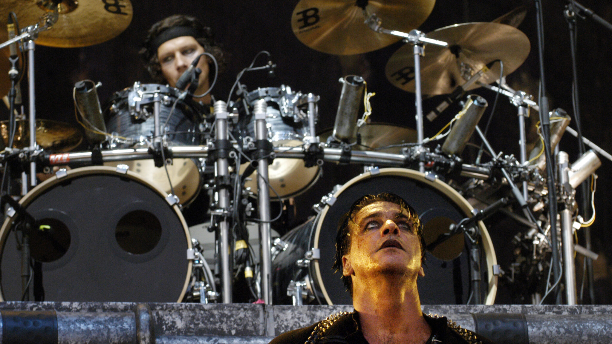 Rammstein-Skandal: „Der Rhein“ von Till Lindemann und Joey Kelly ...