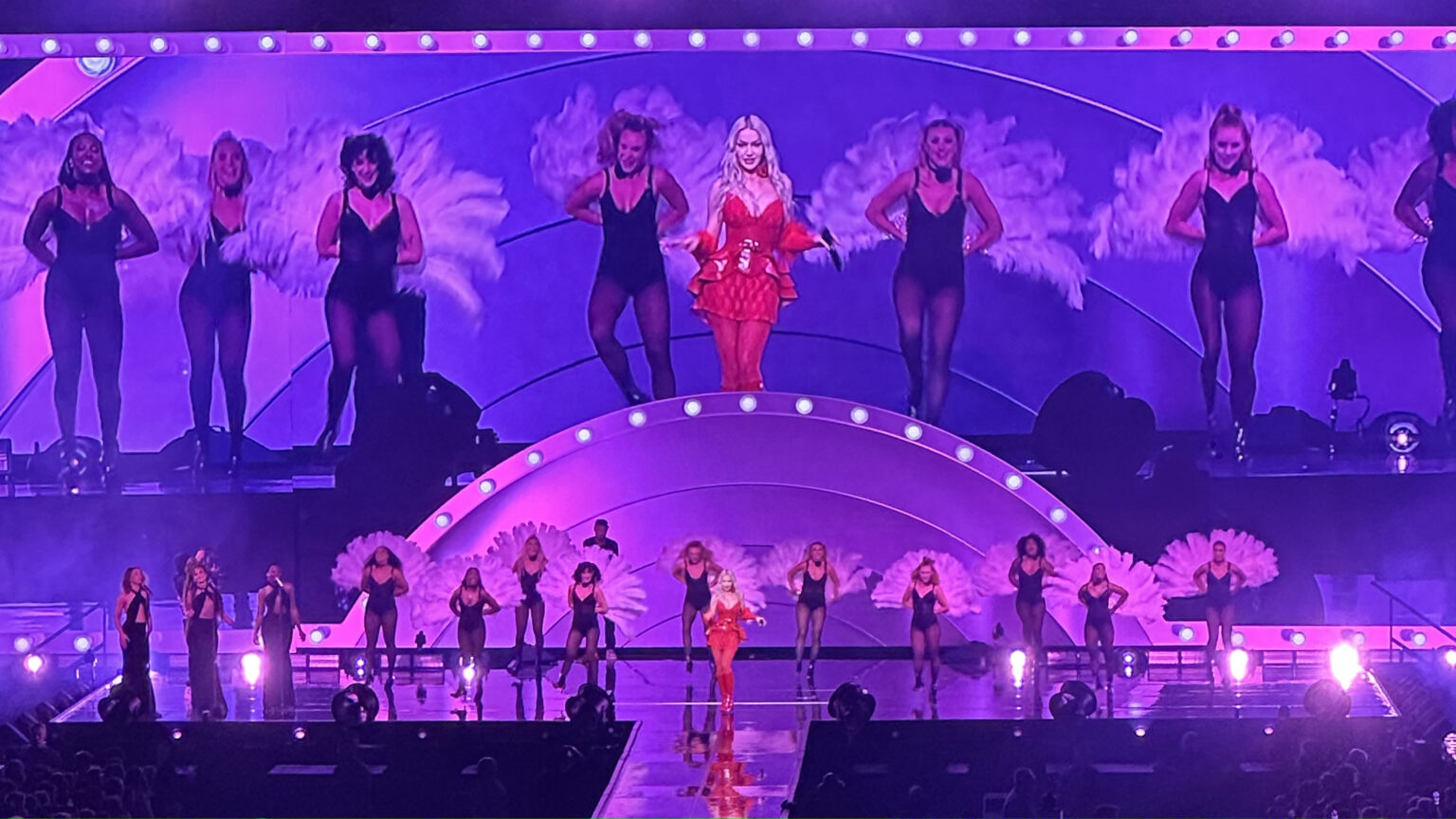 Shirin David live in Berlin: A-Liga-Gig, der international mithalten kann