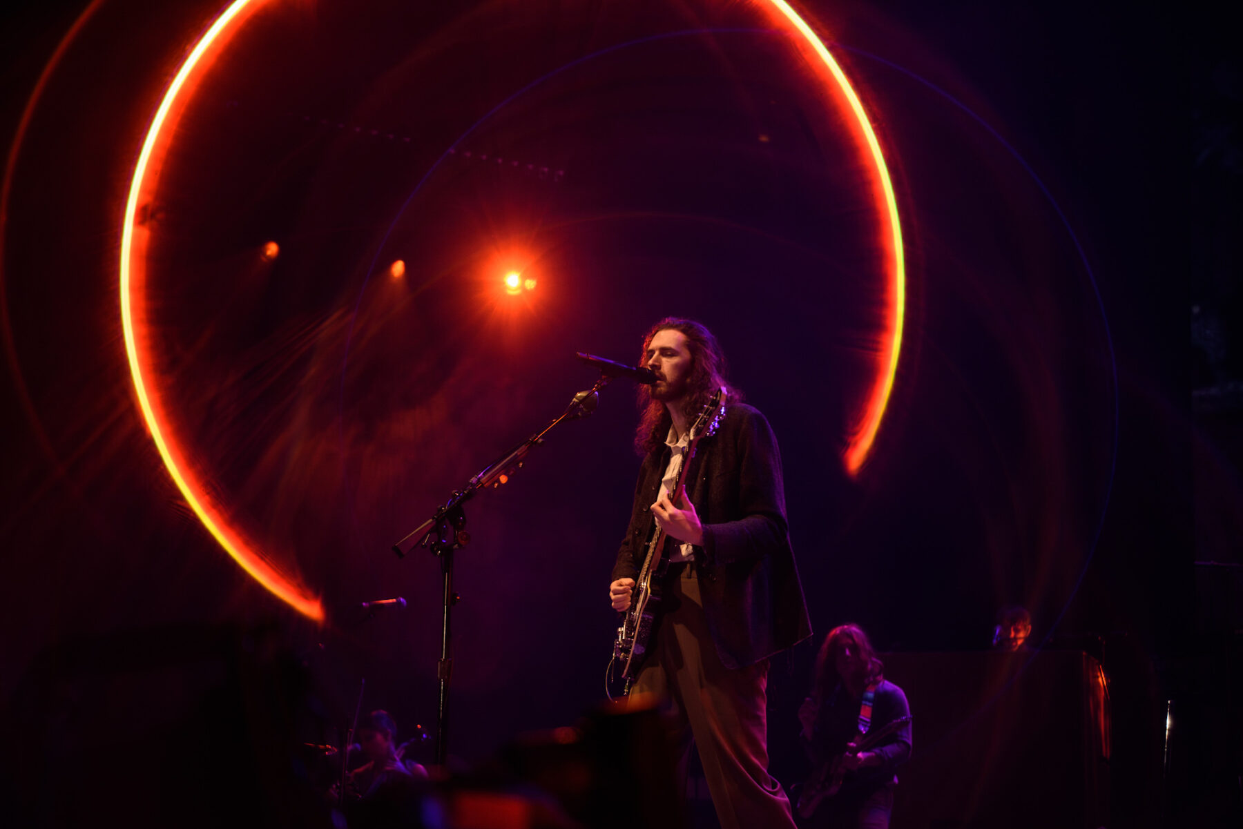 Hozier live in Berlin: Sympathischer Typ mit Drang zum Oversharing ...