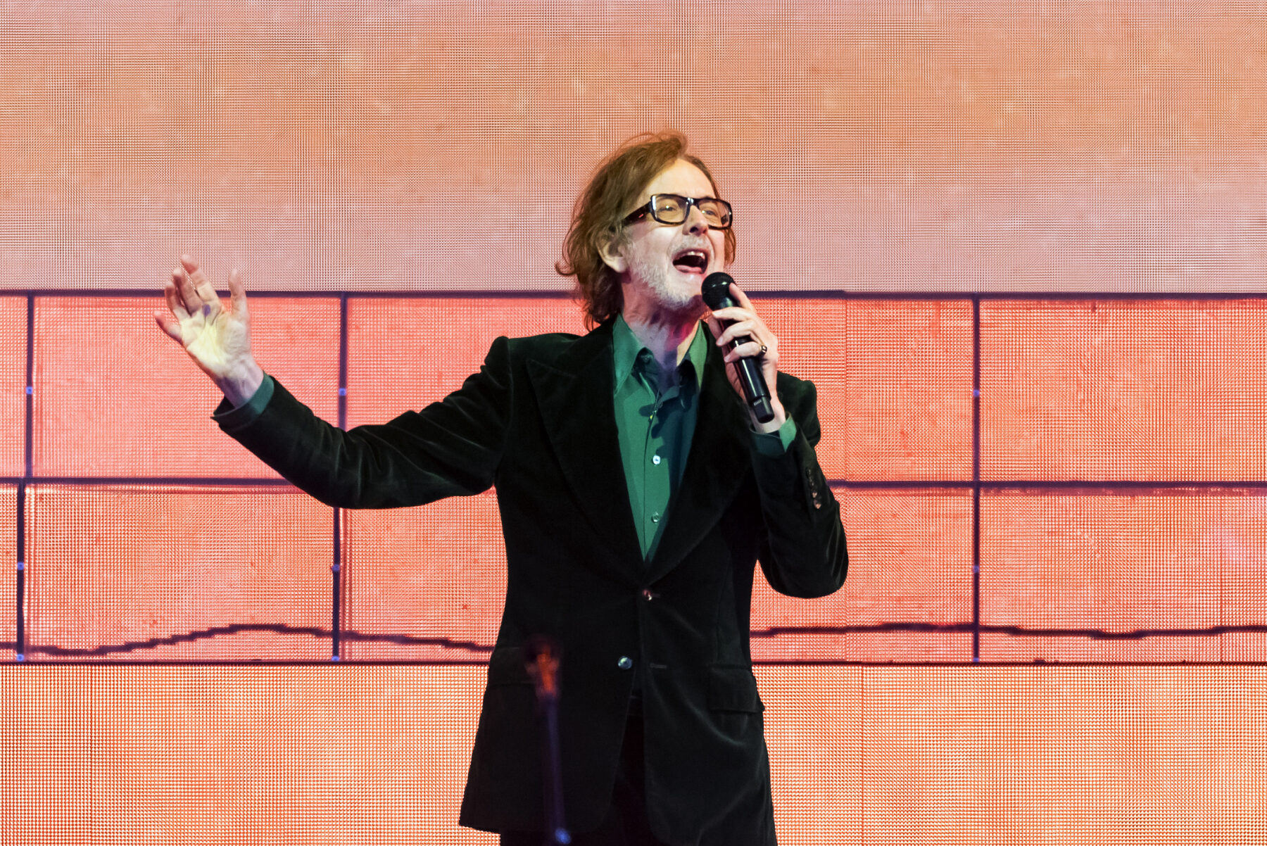 Jarvis Cocker singt live mit The Jesus & Mary Chain „Just Like Honey ...