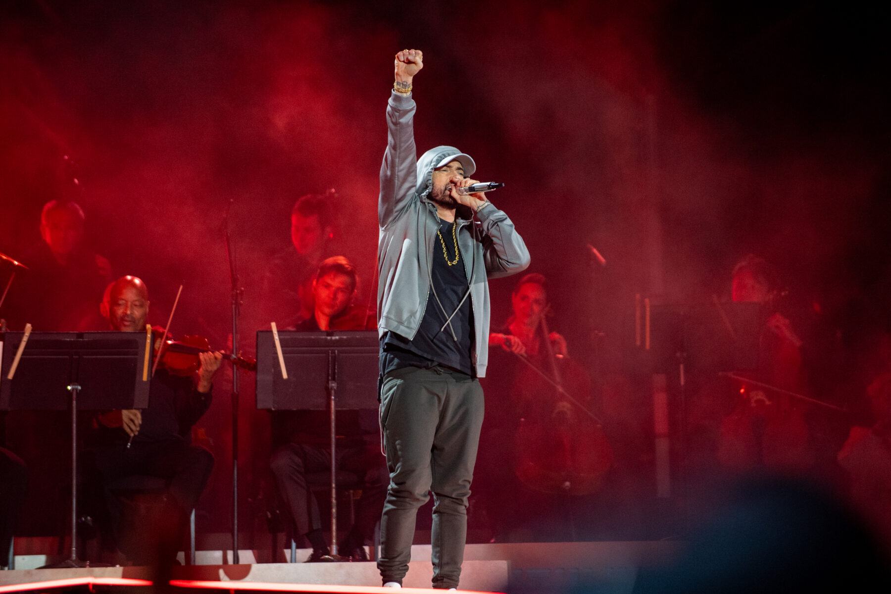 Eminem sprengt die Charts: 16 Hits und ein Meilenstein
