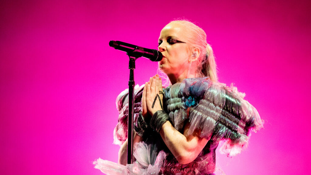 Deven Davis: Todesursache von Jonathan Davis' Frau steht fest ...