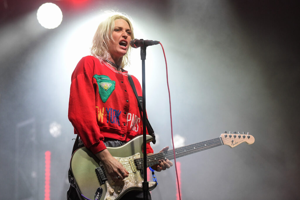 Linkin Park: Wer ist die neue Sängerin Emily Armstrong? - Musikexpress