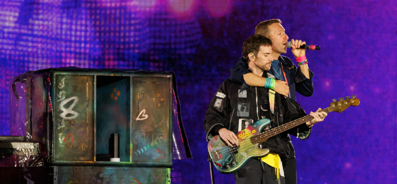 Coldplay: Neuer Song „We Pray“ gleich mit mehreren Gaststars