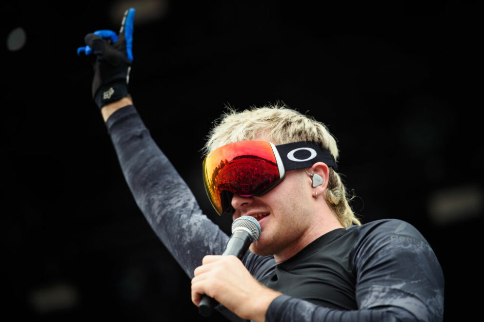 „Wenn Typen cool sind, schnallen sie das auch“: Das längste Blond ...